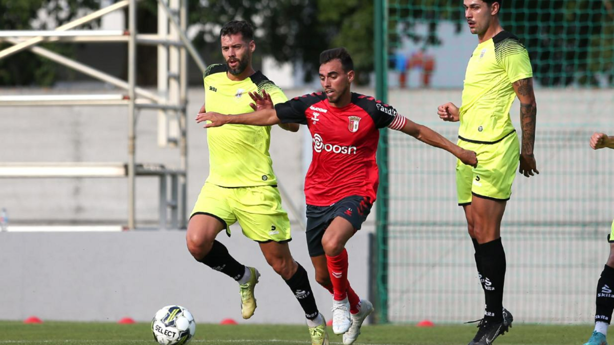 David Simão para reavaliar - Arouca - Jornal Record