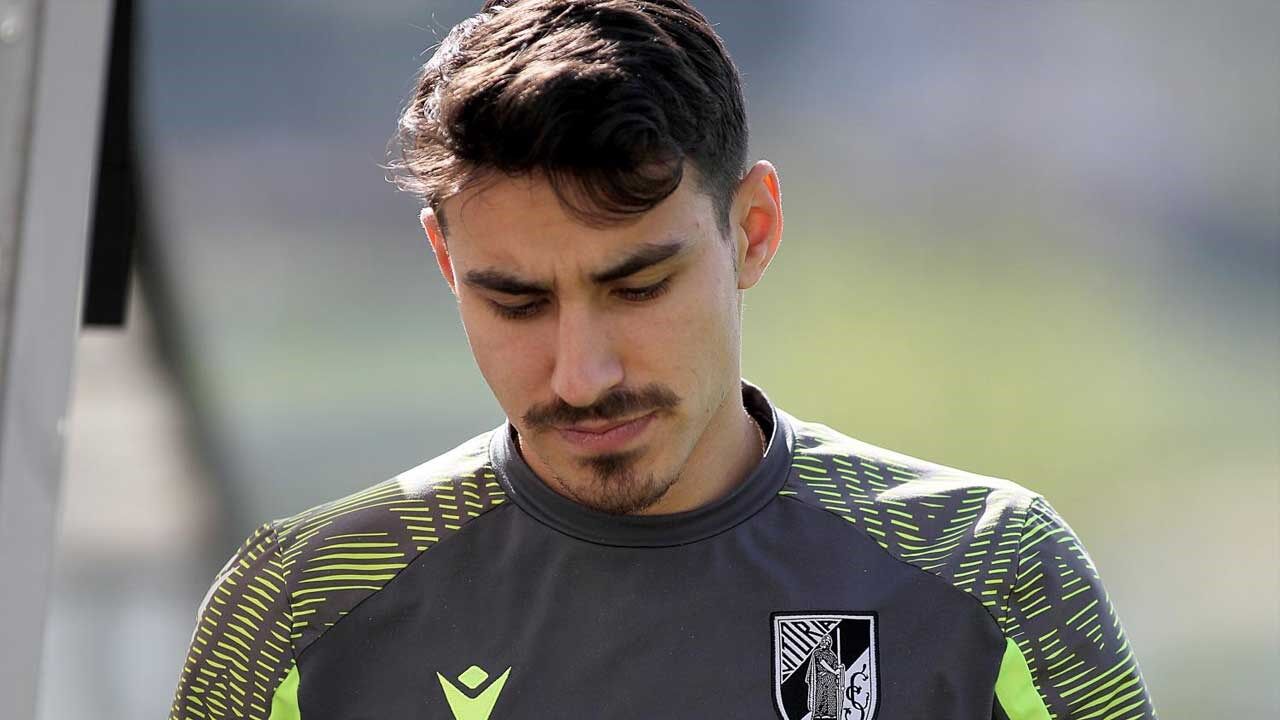 André Almeida já está em Valência: «Foi tudo muito rápido» - Valencia ...
