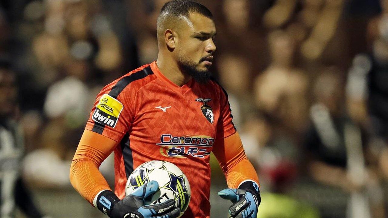 Acordo concluído: Samuel Portugal vai reforçar o FC Porto - FC Porto ...