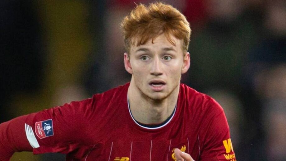 Sepp van den Berg: 'Baby Van Dijk' pode continuar a crescer no ...