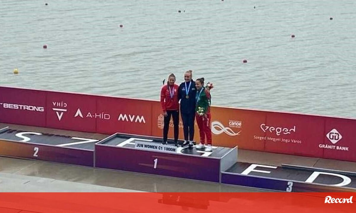 Beatriz Fernandes garante medalha de bronze no mundial júnior em C1 1. ...