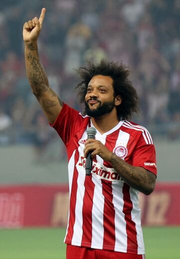 Com 25 mil nas bancadas e um ambiente 'infernal': assim foi a ...