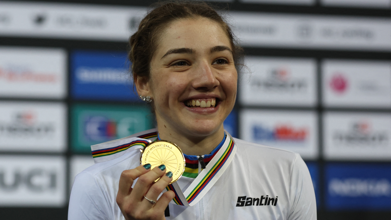 Martina Fidanza 'vinga' provações com revalidação do título mundial de ...