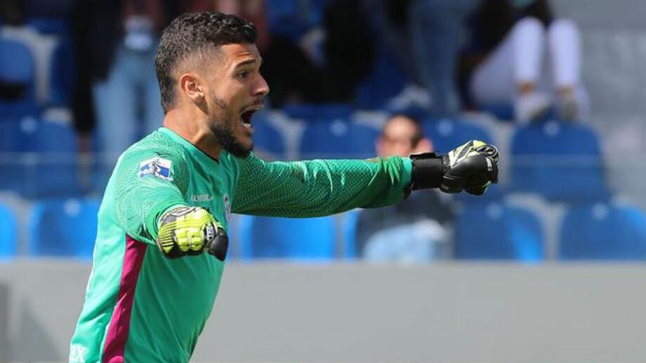 Antigo treinador viu no Brasil o golo de baliza-a-baliza de Arthur ...