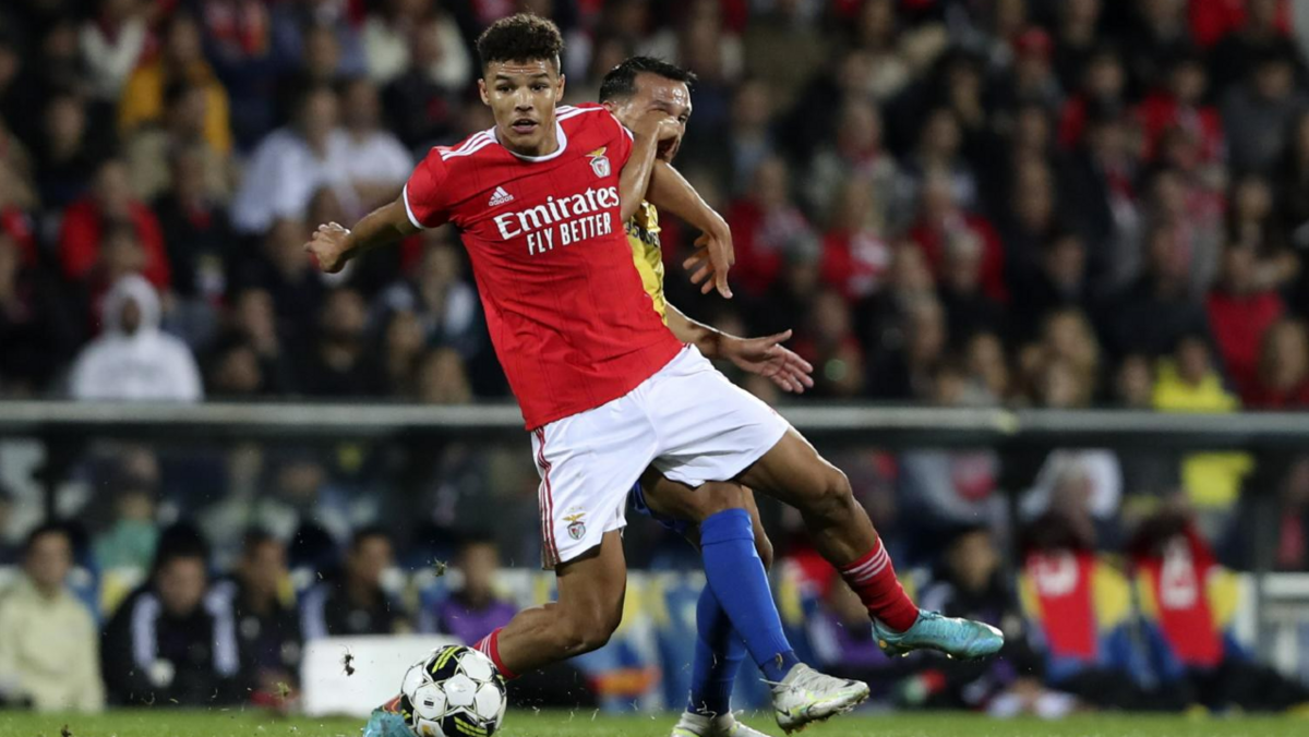 Alexander Bah convocado pela Dinamarca para o Mundial - Benfica ...