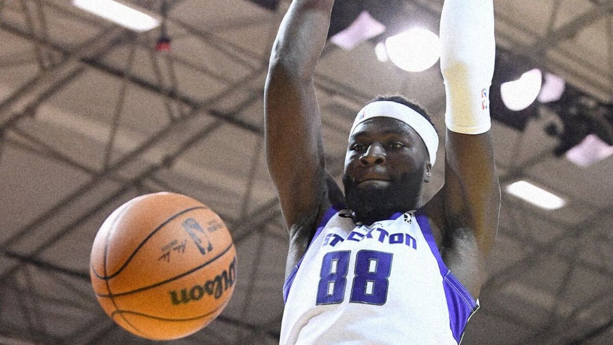 Neemias Queta imparável no triunfo dos Stockton Kings - NBA - Jornal Record