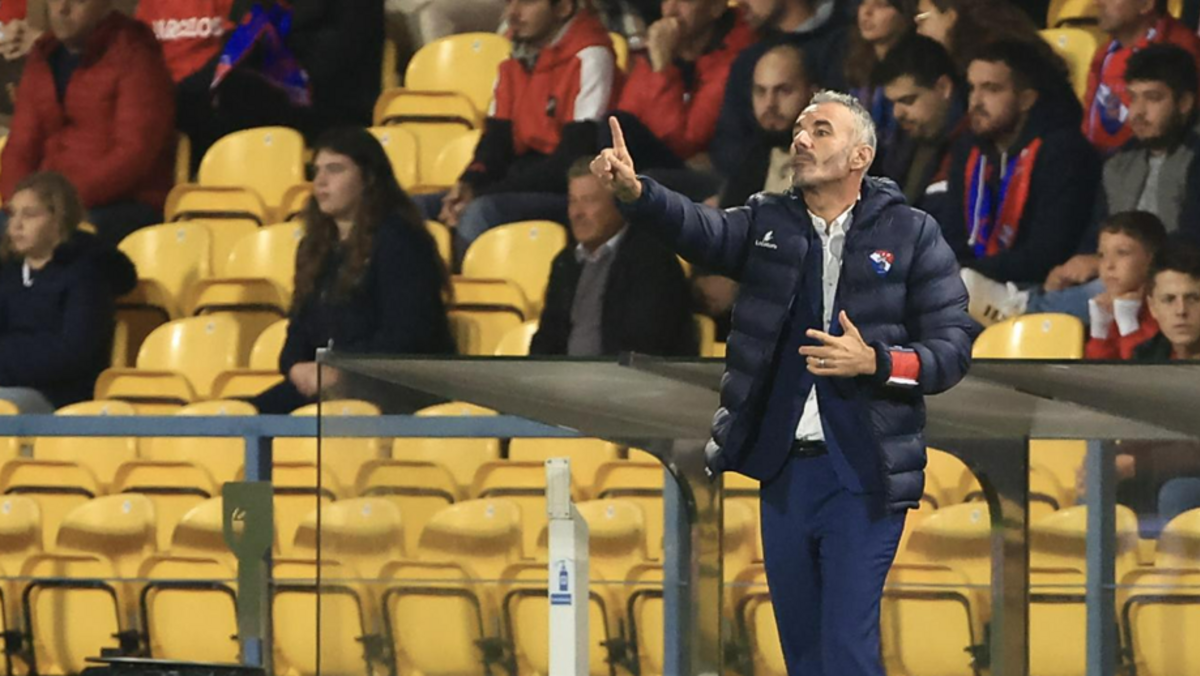 Ivo Vieira oficializado como treinador do Cuiabá - Brasil - Jornal Record