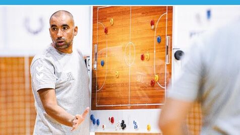 O que fazem Daniel Alves e Fàbregas no livro de Joel Rocha? - Futsal - Jornal Record