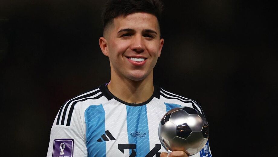 Revelação do futebol internacional: Aquele fenómeno que responde por ...