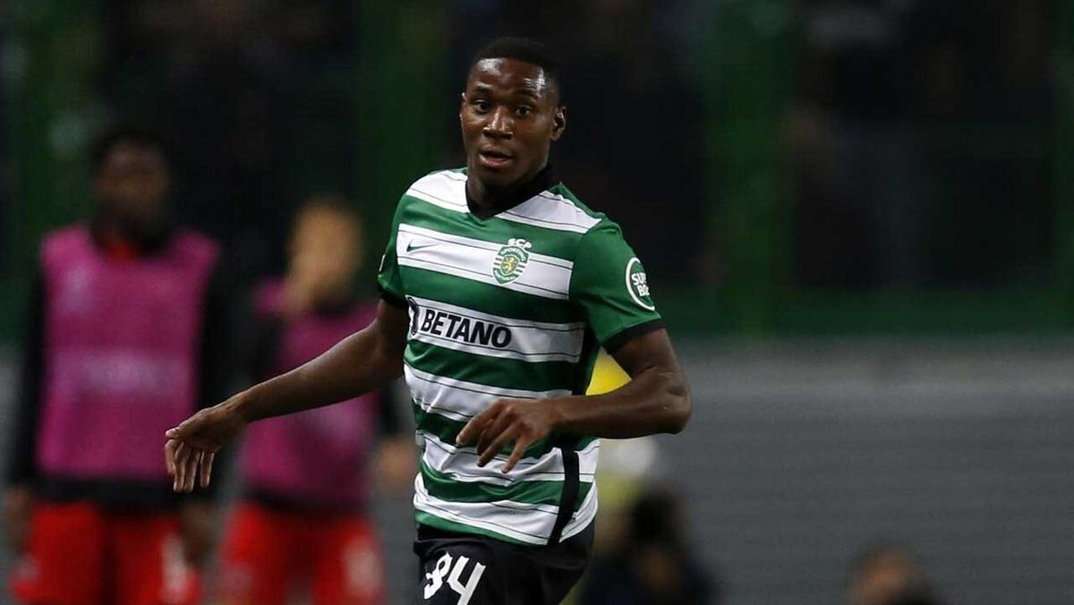 Essugo é baixa no mínimo por um mês - Sporting - Jornal Record