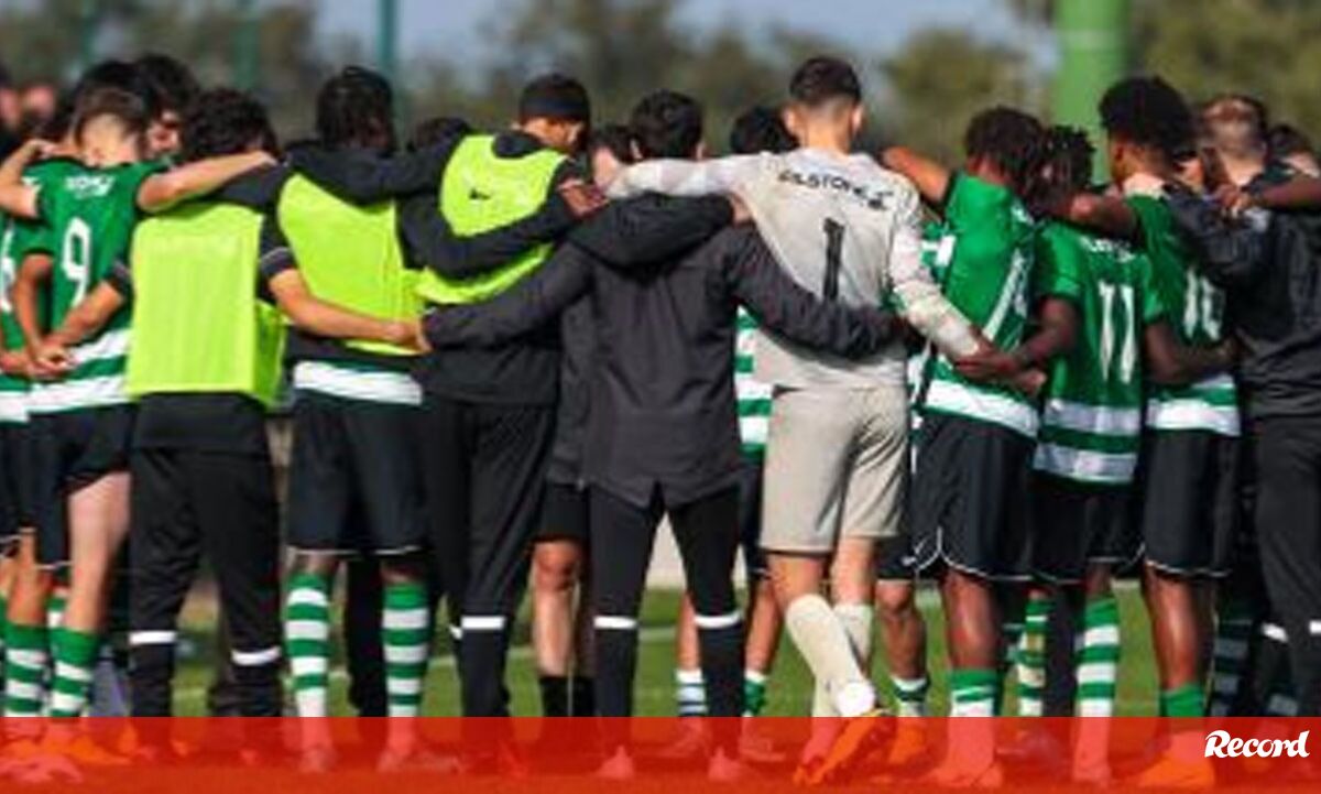Valencia bate Sporting na Al Abtal International Cup - Sporting ...