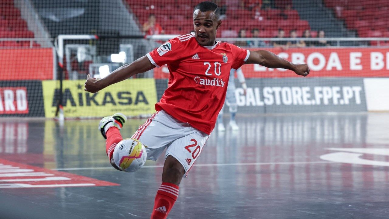 Higor de Souza sofre recaída e é operado - Futsal - Jornal Record