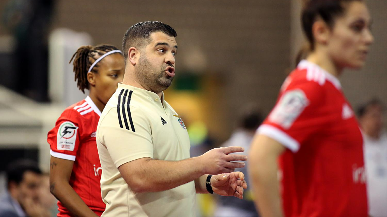 Alexandre Pinto: «Estas jogadoras foram enormes e merecem este título ...