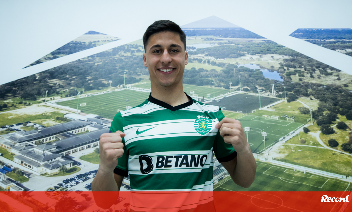 Sporting oficializa renovação de Rodrigo Marquês até 2026 - Sporting ...