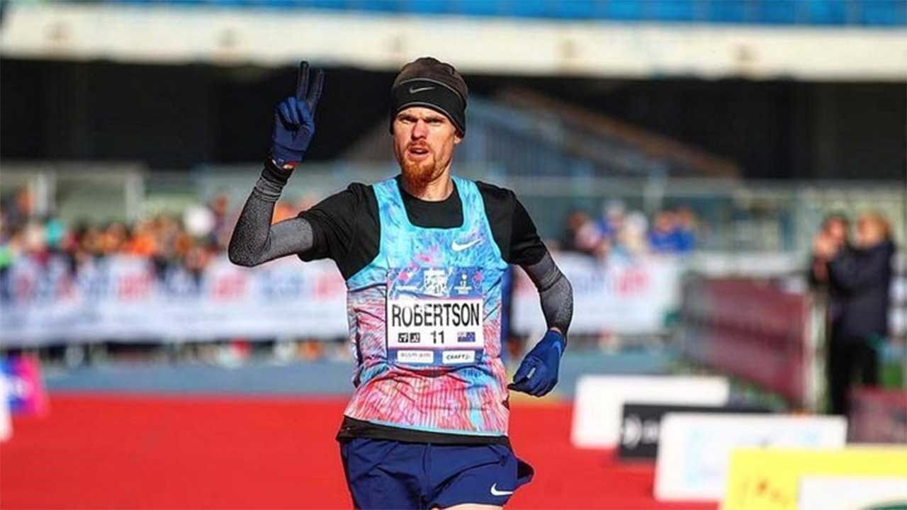 Jake Robertson em Lisboa para "destruir o recorde da Nova Zelândia ...