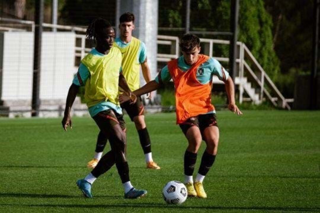 Terminar Estágio A Sorrir Na Visita à Rep Checa Sub20 Jornal Record