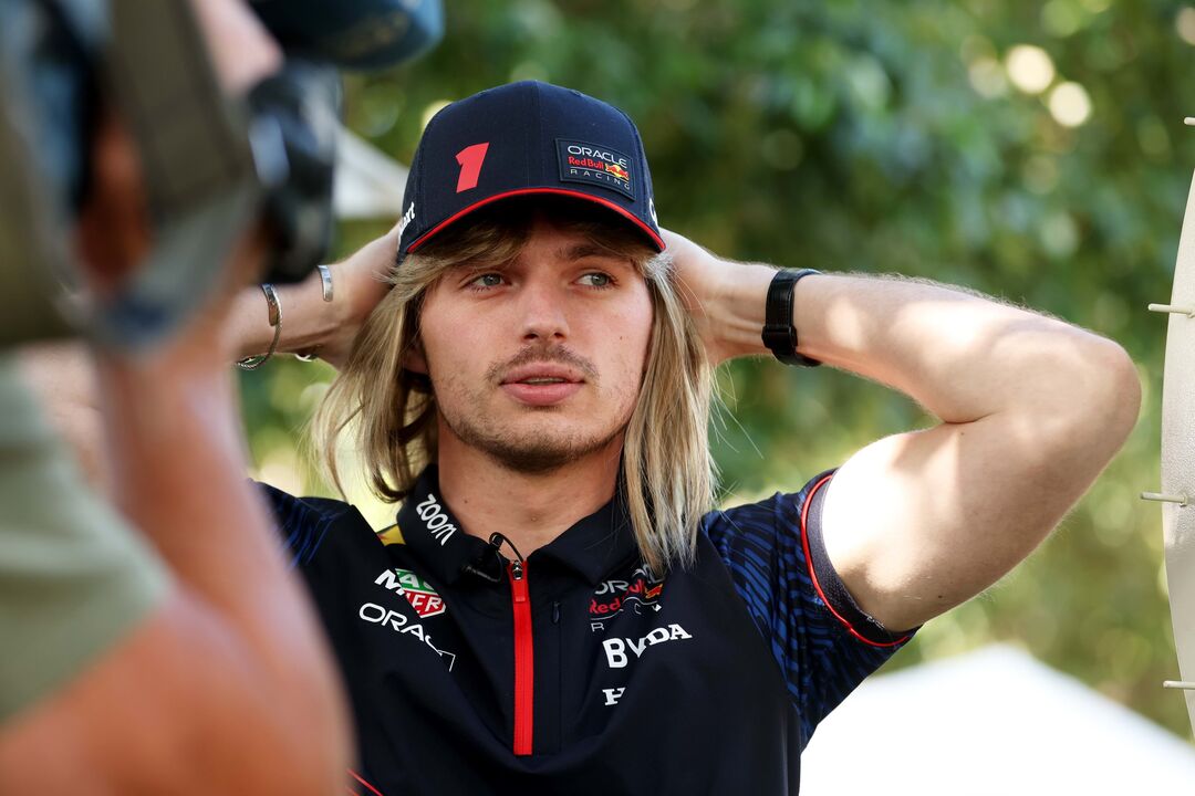 Max Verstappen arranca GP da Austrália... com uma peruca - Fotogalerias ...