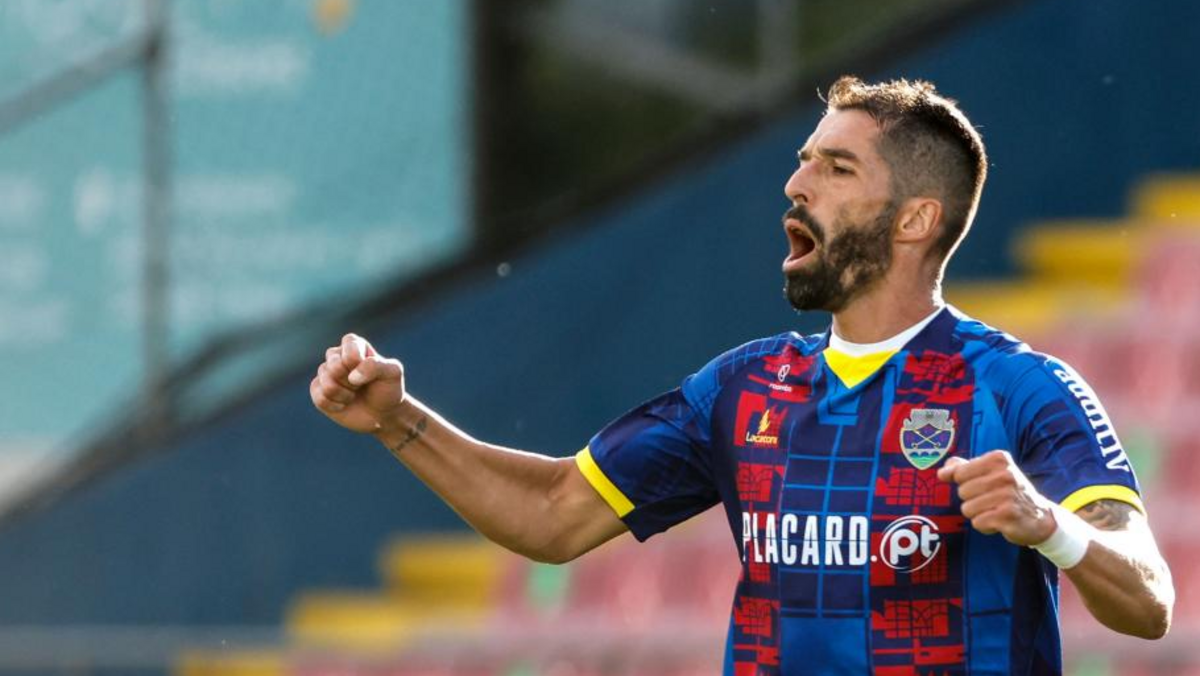 Steven Vitória é o jogador da semana - Liga Record - Jornal Record