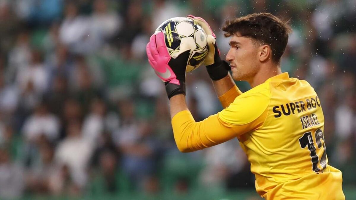 Franco Israel aperta estatuto de Adán - Sporting - Jornal Record