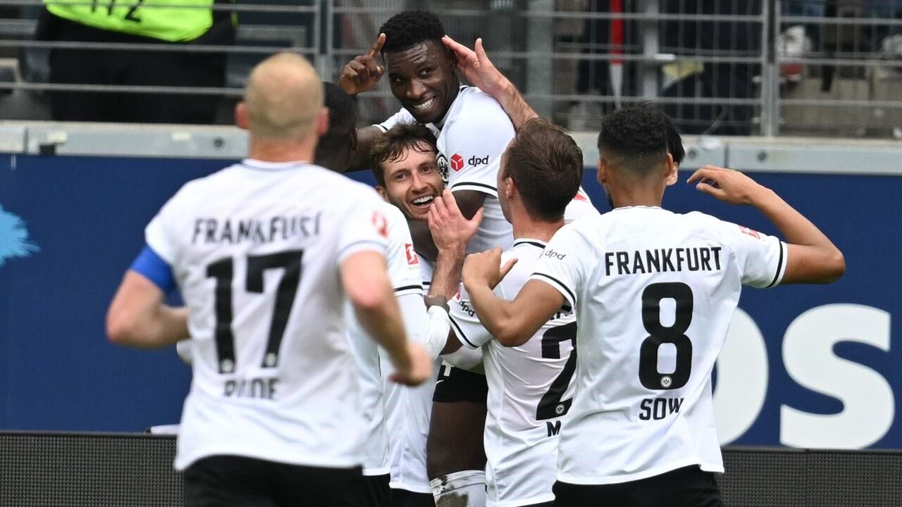 Aurélio Buta marca golo a fazer lembrar Van Basten no regresso do ...