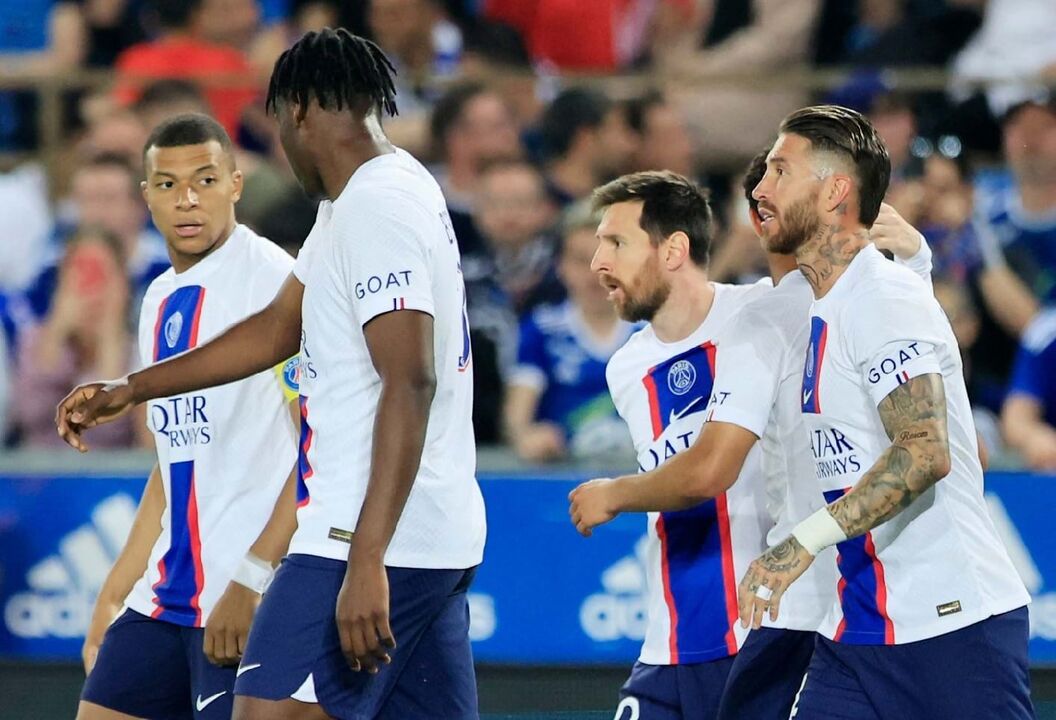 Paris SG sagra-se campeão e torna-se o clube com mais títulos em França ...