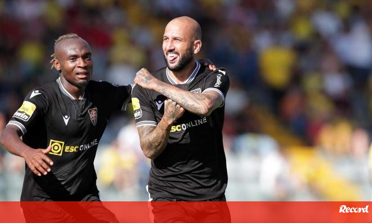 Oficial: Ângelo Neto renova contrato até 2025 - Casa Pia - Jornal Record