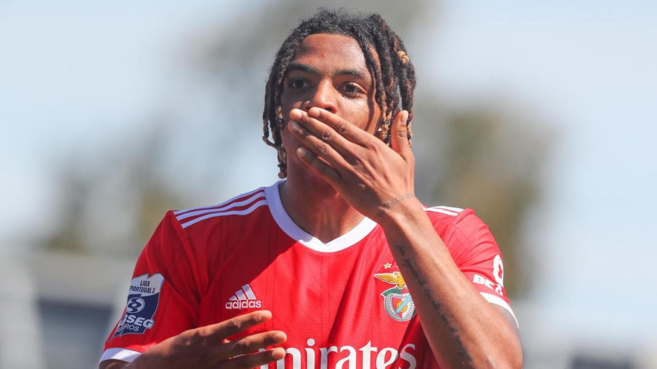 Cher Ndour prestes a assinar pelo PSG - Benfica - Jornal Record