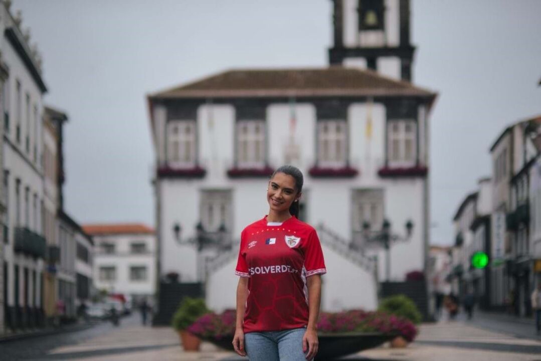 Santa Clara apresenta camisola para a próxima época - Fotogalerias ...