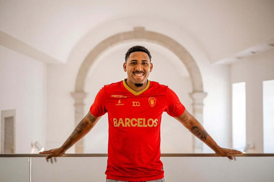 Gil Vicente apresenta camisola principal para o ano de centenário ...