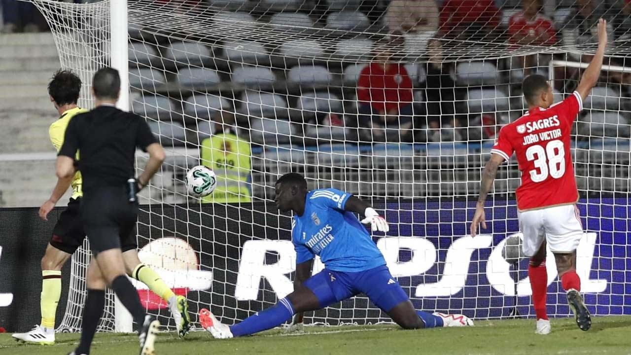 Samuel Soares para emprestar - Benfica - Jornal Record