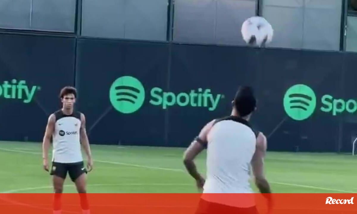 Como receber e passar sem deixar cair a bola: João Félix, Cancelo e ...