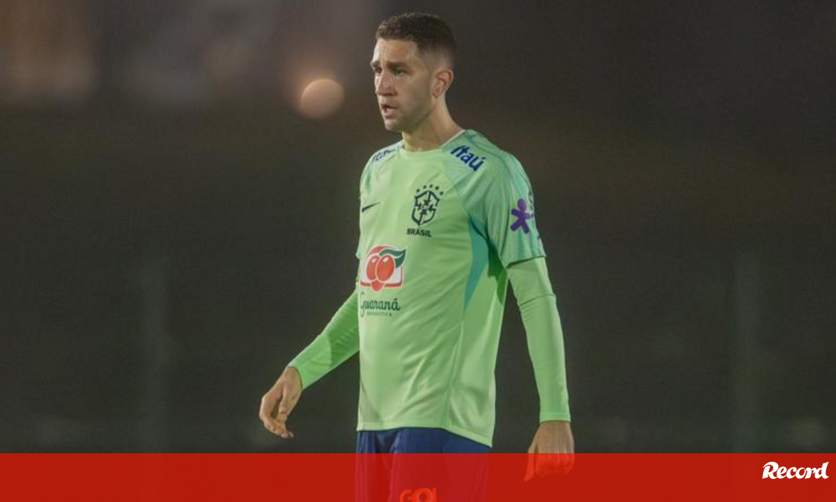 Arthur Chaves por pouco tempo - Ac. Viseu - Jornal Record