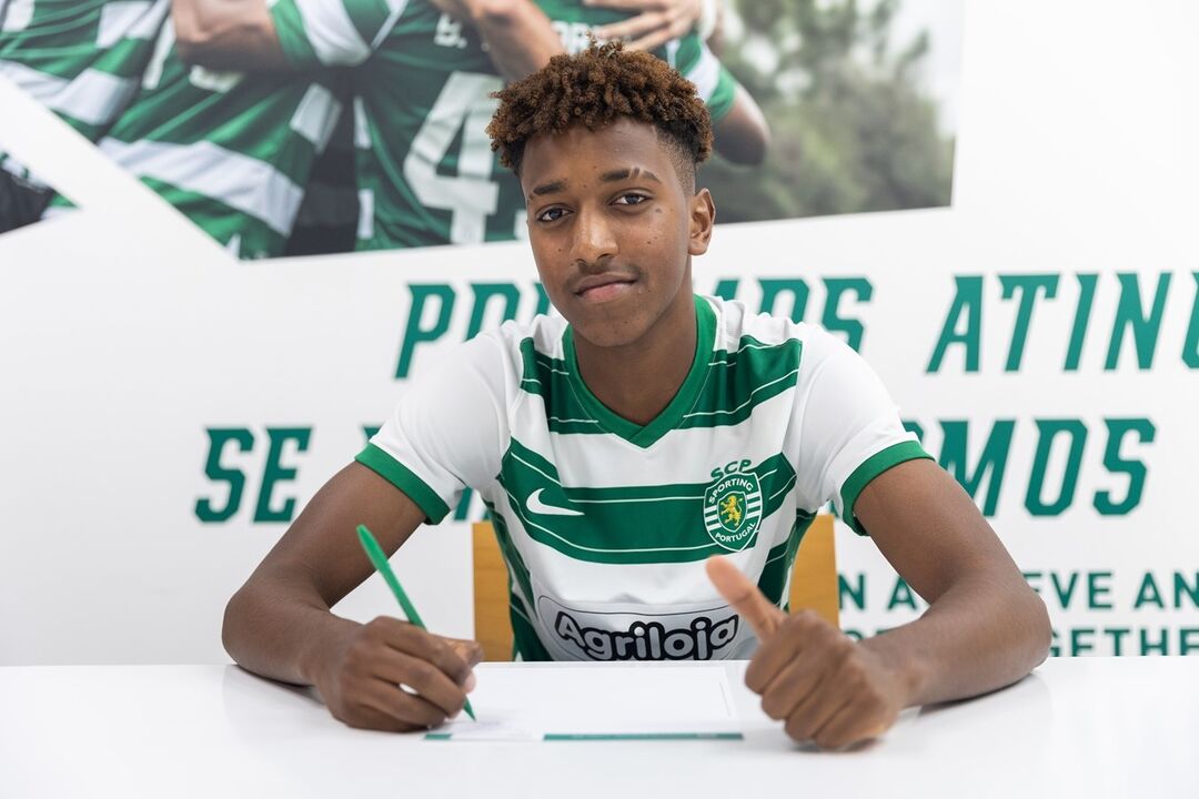 SAD do Sporting quer segurar Alexandre Brito - Sporting - Jornal Record