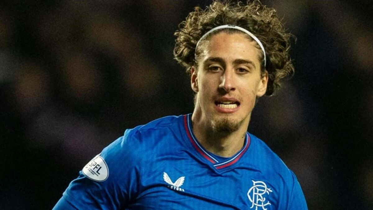 Fábio Silva quer mostrar-se no Rangers: «Está contente por voltar a ...