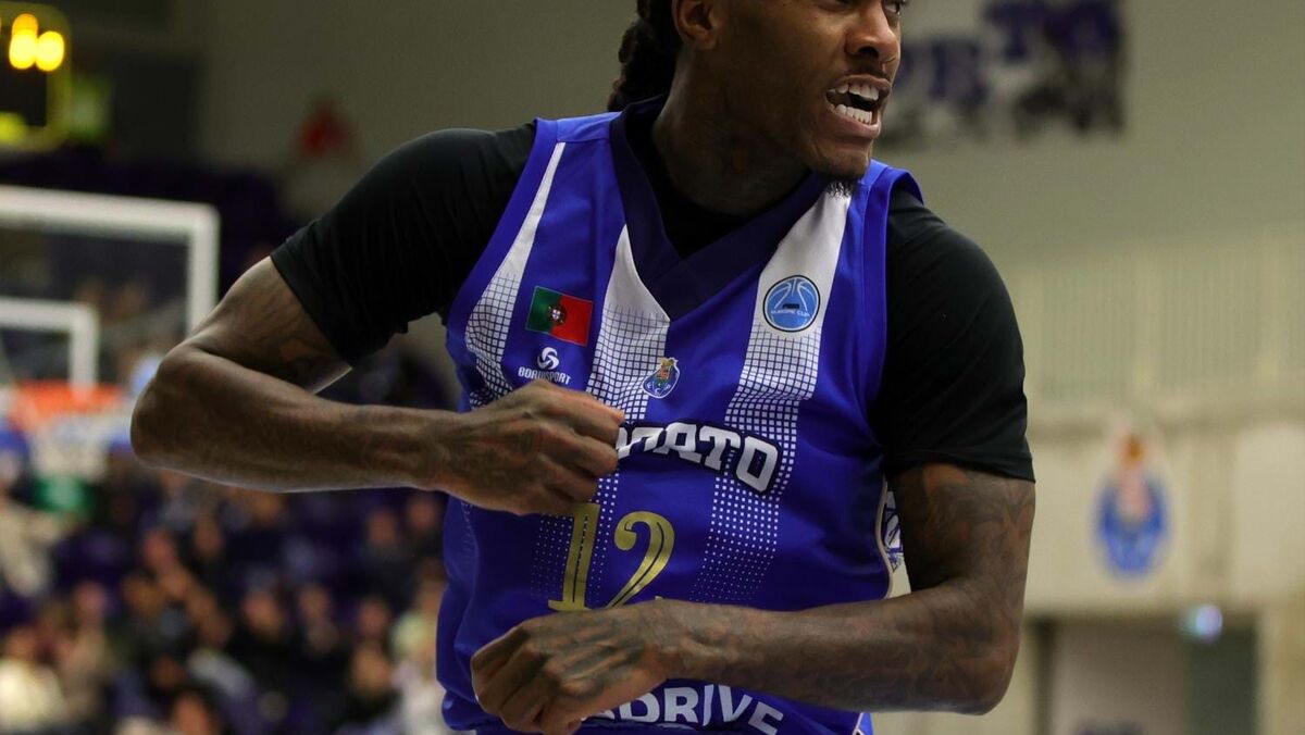 Anthony Barber lidera vitória do FC Porto - Basquetebol - Jornal Record
