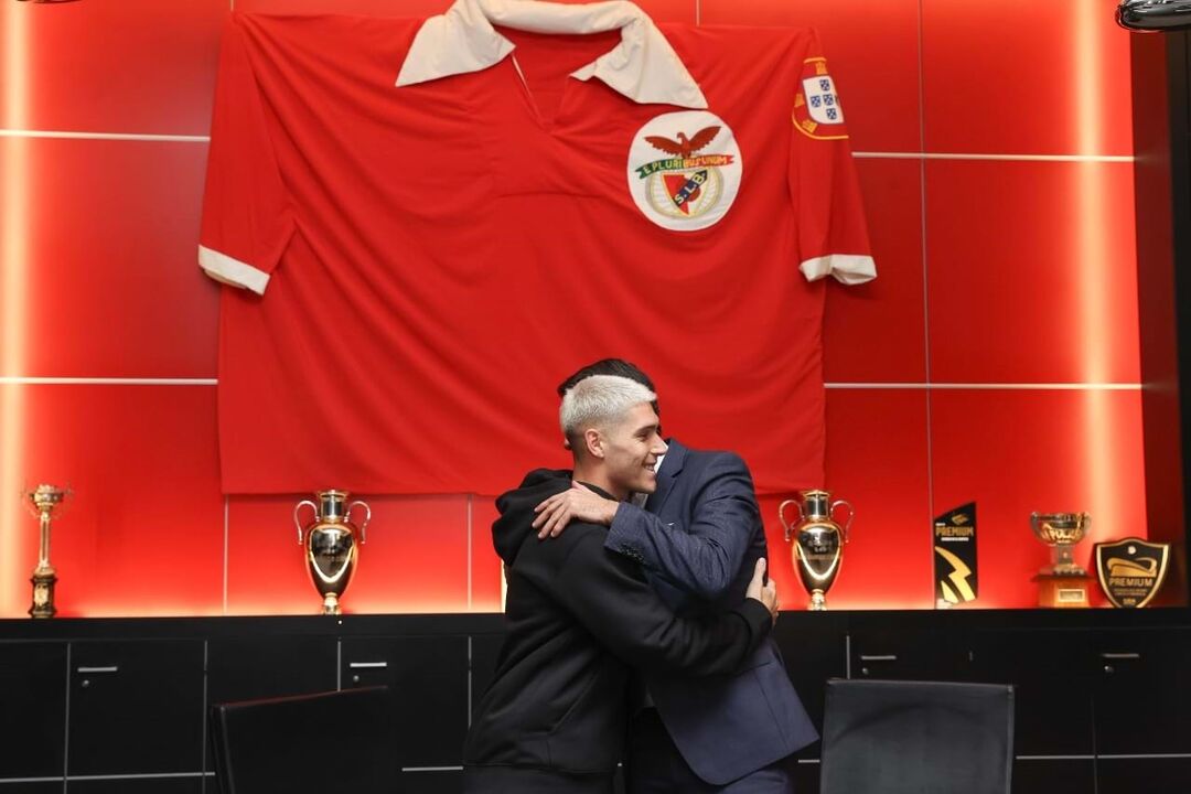 As imagens da apresentação de Benjamín Rollheiser como reforço do ...