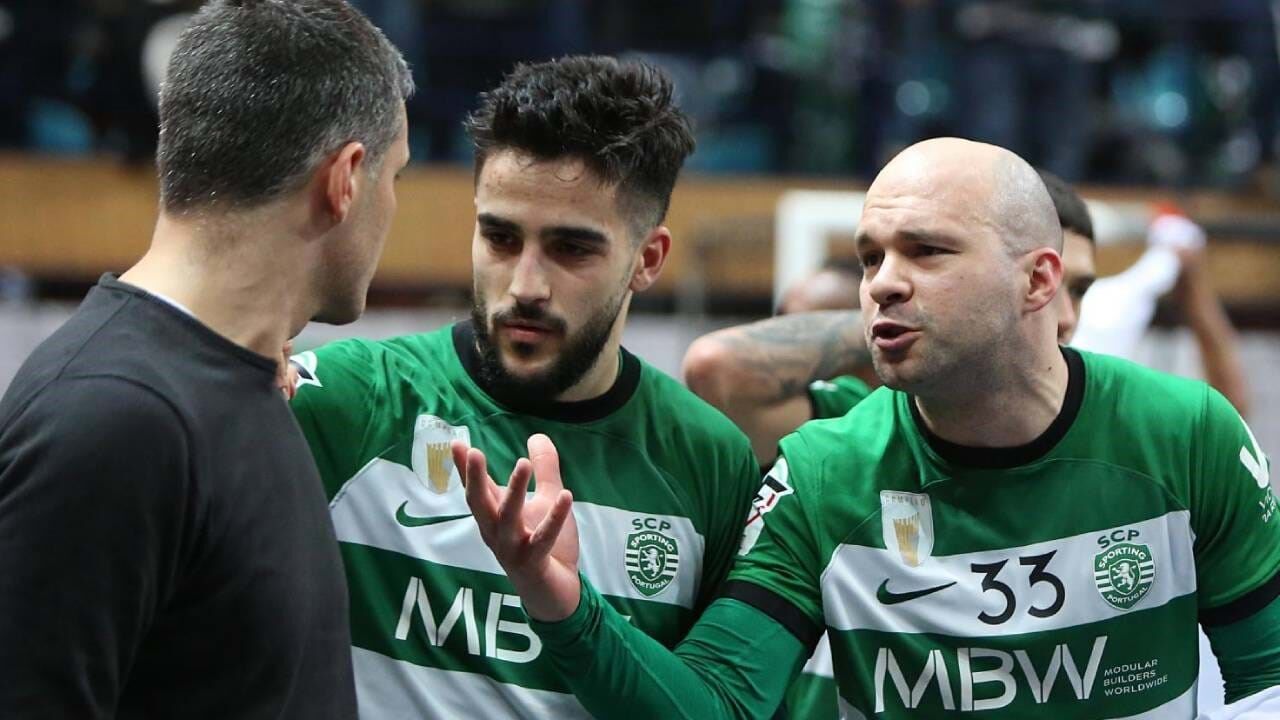 Benfica volta à carga: «Atitude de Taynan não pode ser tolerada nem ...