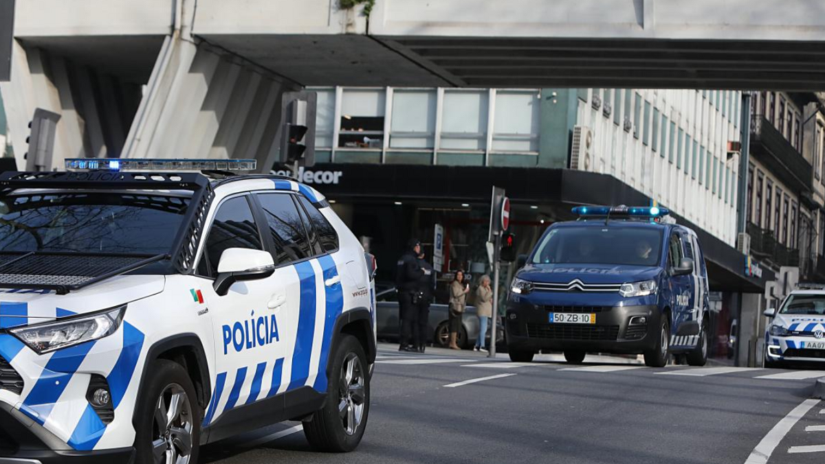 Operação Pretoriano: Fernando Madureira 'apertado' com mensagens e ...