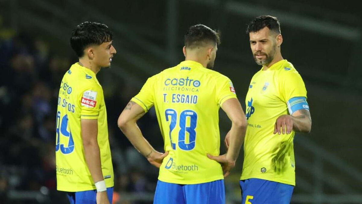 David Simão para a história - Arouca - Jornal Record