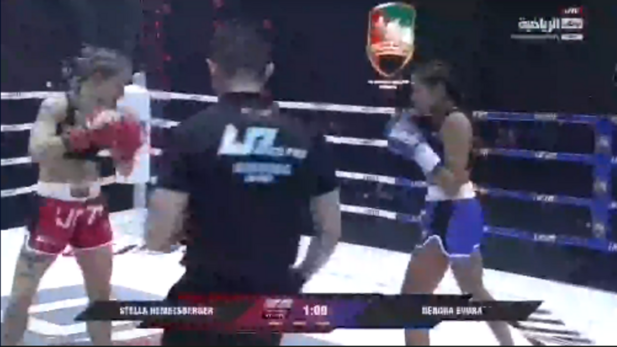 Veja o combate de Débora Évora no UAM Fight Night K1 Pro na íntegra ...