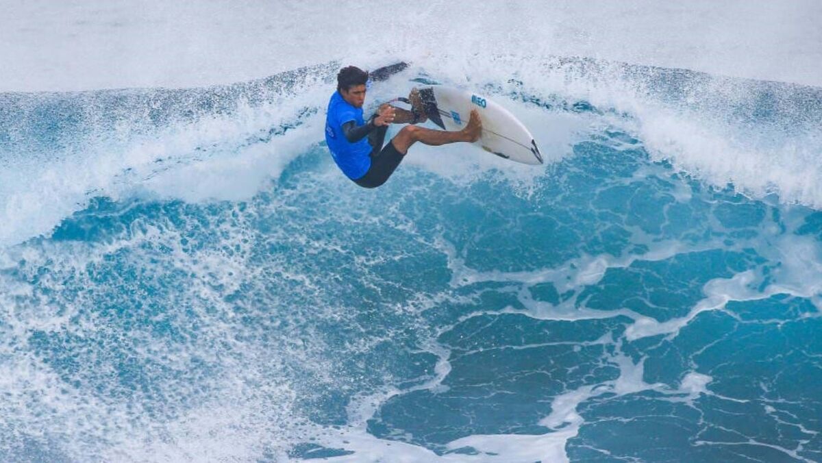 Joaquim Chaves e Kika Veselko recebem wildcard para o MEO Rip Curl Pro ...