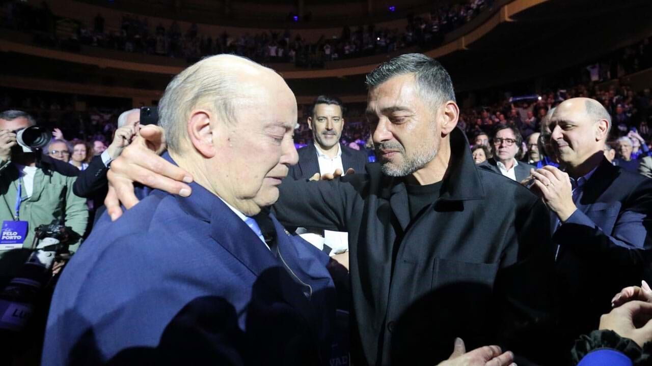 Pinto da Costa e Sérgio Conceição abraçados em lágrimas: «Teve um gesto ...
