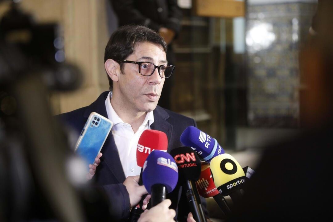 Rui Costa recorda Artur Jorge: «Eu estava desesperado e ele tentou que ...