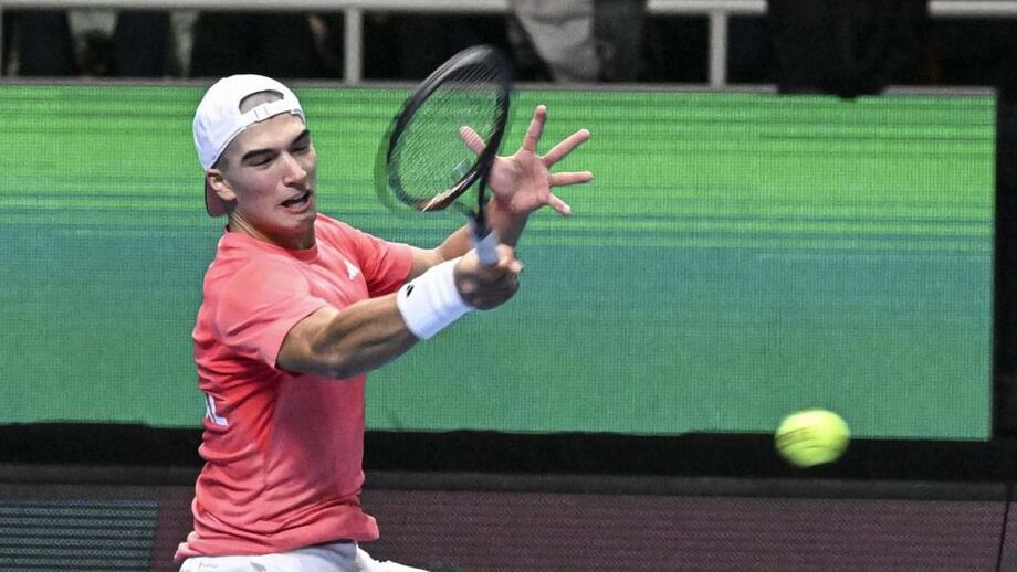 Taça Davis: Henrique Rocha estreia-se com vitória em eliminatória já ...
