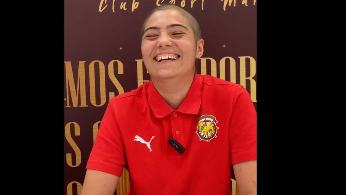 Daniella Serrão: «No início jogava com os homens...» - Vídeos - Jornal ...