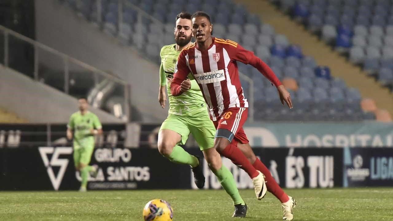 Vasco Lopes não joga mais esta temporada - AVS SAD - Jornal Record