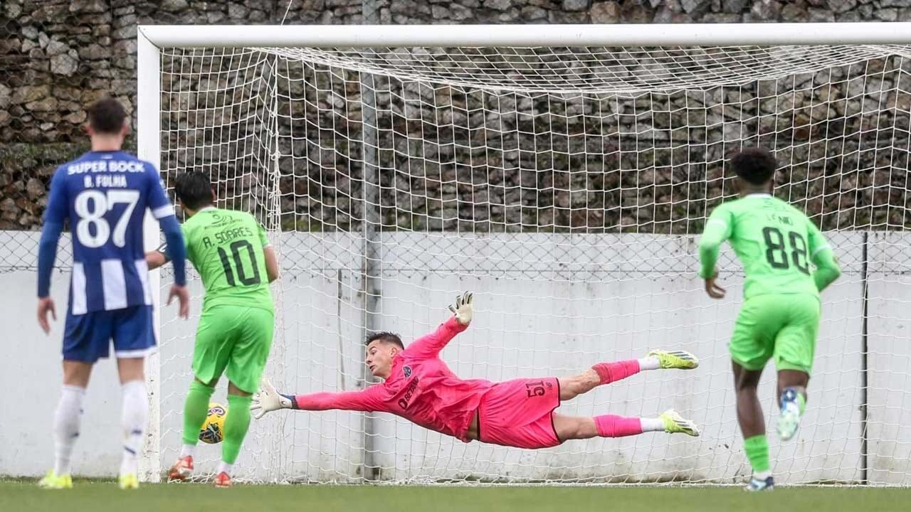 Diogo Fernandes eleito o melhor jogador jovem de março pelo Sindicato ...