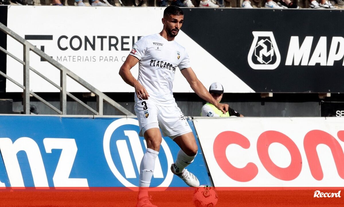 Igor Rossi quer decisão rápida - Farense - Jornal Record