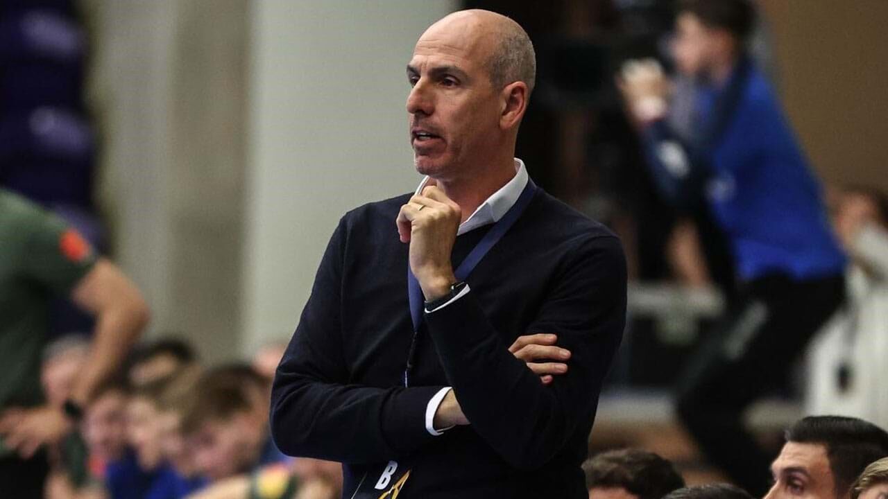 Carlos Resende é treinador livre: «Vou continuar a vida como professor ...