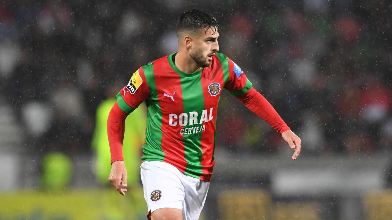 Bruno Xadas oficializado na China - Marítimo - Jornal Record